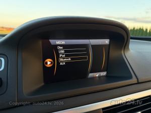 Melns Volvo V70 2012 Tallina, ar dzinēja tilpumu 2.00 L un nobraukumu 222 tūkst. km par 7990 €, foto 20 vietnē AUTOMOTO.COM.LV