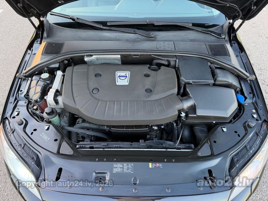 Melns Volvo V70 2012 Tallina, ar dzinēja tilpumu 2.00 L un nobraukumu 222 tūkst. km par 7990 €, foto 25 vietnē AUTOMOTO.COM.LV