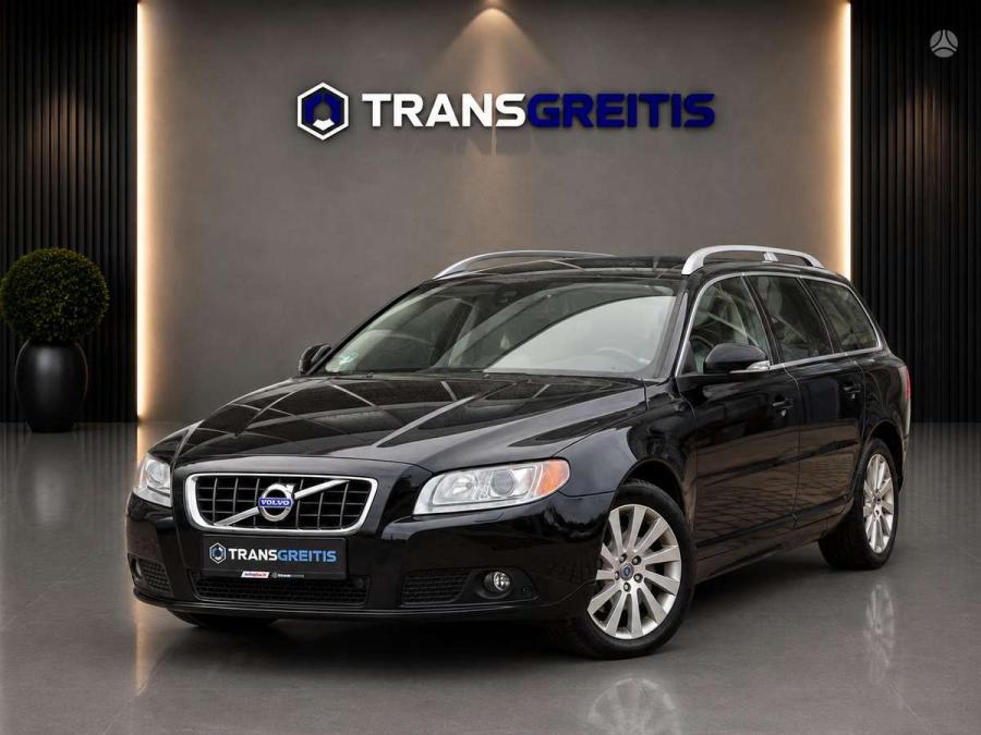 Melns Volvo V70 2012 Viļņa, ar dzinēja tilpumu 1.98 L un nobraukumu 290 tūkst. km par 5950 €, foto 1 vietnē AUTOMOTO.COM.LV