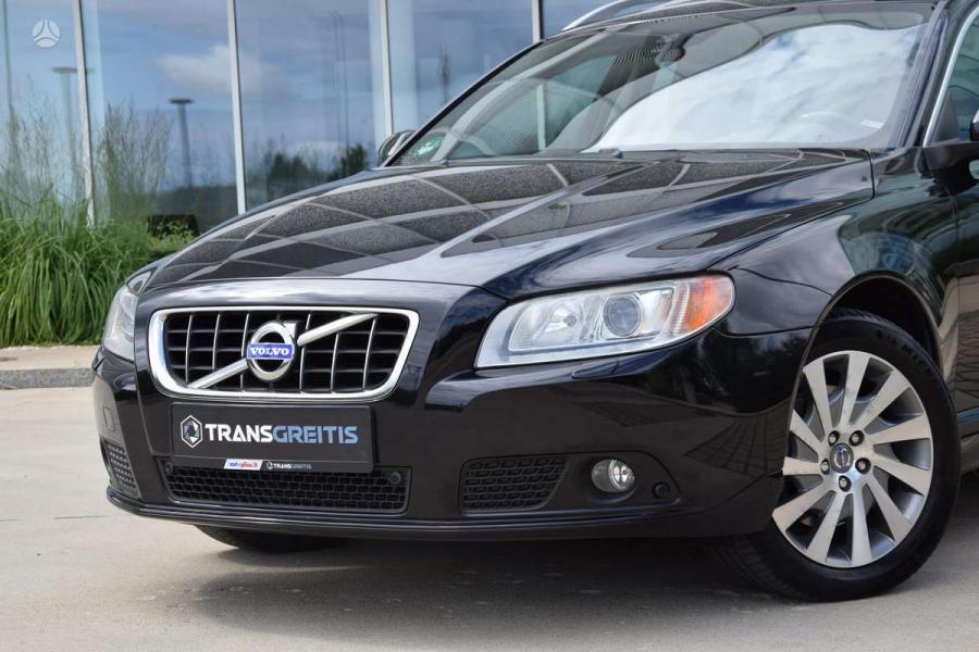 Melns Volvo V70 2012 Viļņa, ar dzinēja tilpumu 1.98 L un nobraukumu 290 tūkst. km par 5950 €, foto 6 vietnē AUTOMOTO.COM.LV