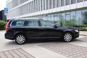Melns Volvo V70 2012 Viļņa, ar dzinēja tilpumu 1.98 L un nobraukumu 290 tūkst. km par 5950 €, foto 13 vietnē AUTOMOTO.COM.LV