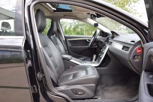Melns Volvo V70 2012 Viļņa, ar dzinēja tilpumu 1.98 L un nobraukumu 290 tūkst. km par 5950 €, foto 19 vietnē AUTOMOTO.COM.LV