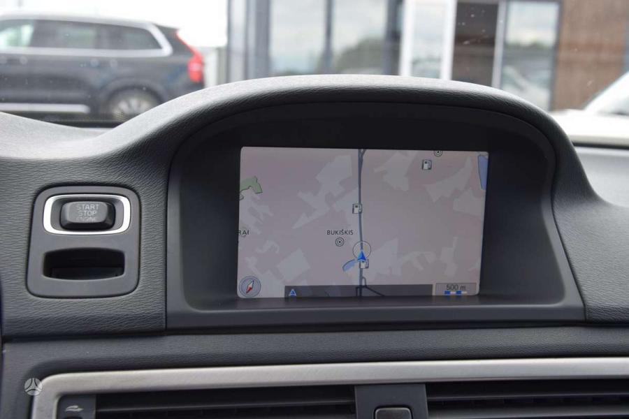 Melns Volvo V70 2012 Viļņa, ar dzinēja tilpumu 1.98 L un nobraukumu 290 tūkst. km par 5950 €, foto 27 vietnē AUTOMOTO.COM.LV