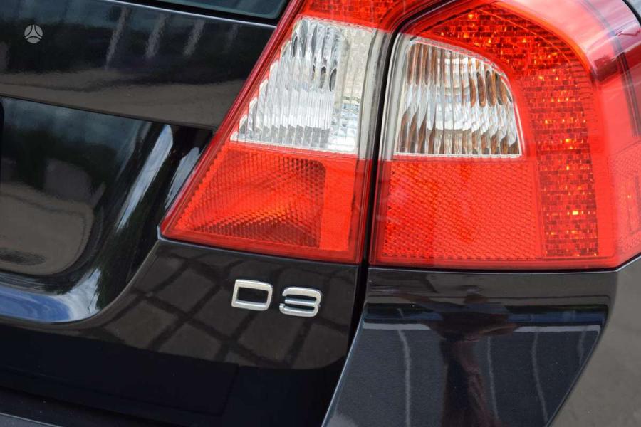 Melns Volvo V70 2012 Viļņa, ar dzinēja tilpumu 1.98 L un nobraukumu 290 tūkst. km par 5950 €, foto 31 vietnē AUTOMOTO.COM.LV