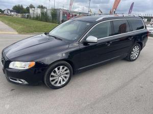 Black Volvo V70 2012 in Kaunas, with an engine capacity of 1.98 L and mileage of 287 thousand km for 5650 €, photo 3 on AUTOMOTO.COM.LV