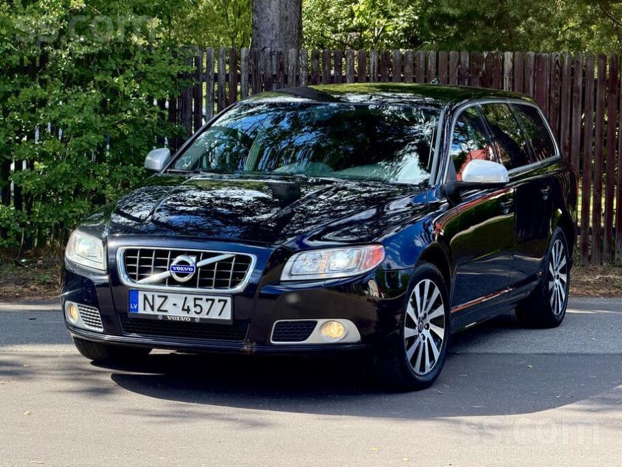 Melns Volvo V70 2012 Rīga, ar dzinēja tilpumu 2.00 L un nobraukumu 295 tūkst. km par 5750 €, foto 6 vietnē AUTOMOTO.COM.LV