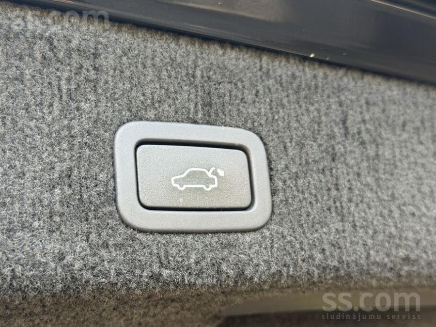 Melns Volvo V70 2012 Rīga, ar dzinēja tilpumu 2.00 L un nobraukumu 298 tūkst. km par 5499 €, foto 25 vietnē AUTOMOTO.COM.LV