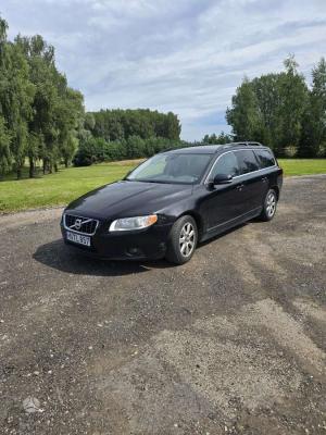 Black Volvo V70 2012 in Kupiskis, with an engine capacity of 1.56 L and mileage of 274 thousand km for 3900 €, photo  on AUTOMOTO.COM.LV
