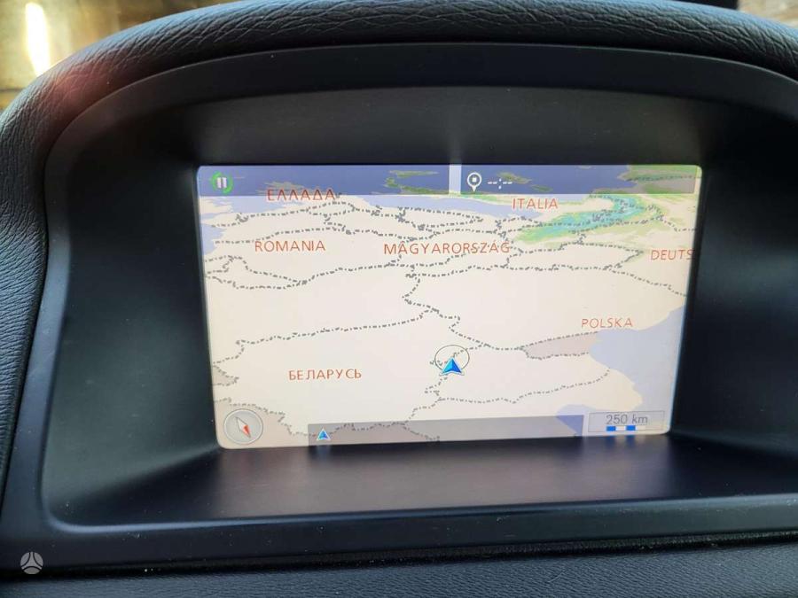 Black Volvo V70 2012 in Vilnius, with an engine capacity of 2.00 L and mileage of 292 thousand km for 5499 €, photo 24 on AUTOMOTO.COM.LV