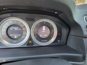 Black Volvo V70 2012 in Vilnius, with an engine capacity of 2.00 L and mileage of 292 thousand km for 5499 €, photo 29 on AUTOMOTO.COM.LV