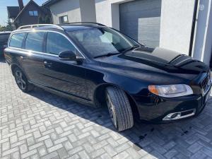 Black Volvo V70 2012 in Siauliai, with an engine capacity of 1.98 L and mileage of 334 thousand km for 4100 €, photo  on AUTOMOTO.COM.LV