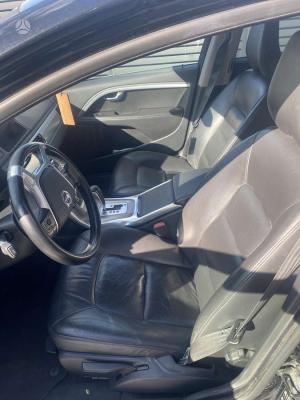 Black Volvo V70 2012 in Siauliai, with an engine capacity of 1.98 L and mileage of 334 thousand km for 4100 €, photo 10 on AUTOMOTO.COM.LV