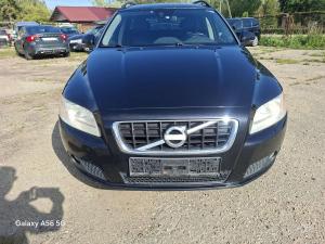 Melns Volvo V70 2012 Pasvalys, ar dzinēja tilpumu 1.56 L un nobraukumu 300 tūkst. km par 3550 €, foto  vietnē AUTOMOTO.COM.LV