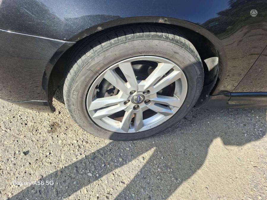 Черный Вольво В70 2012 в Пасвалис, объемом двигателя 1.56 л и пробегом 300 тыс. км за 3550 €, фото 3 на AUTOMOTO.COM.LV