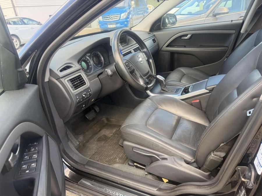 Melns Volvo V70 2012 Veru, ar dzinēja tilpumu 2.00 L un nobraukumu 537 tūkst. km par 2190 €, foto 6 vietnē AUTOMOTO.COM.LV