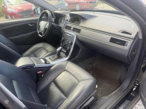 Melns Volvo V70 2012 Veru, ar dzinēja tilpumu 2.00 L un nobraukumu 537 tūkst. km par 2190 €, foto 7 vietnē AUTOMOTO.COM.LV