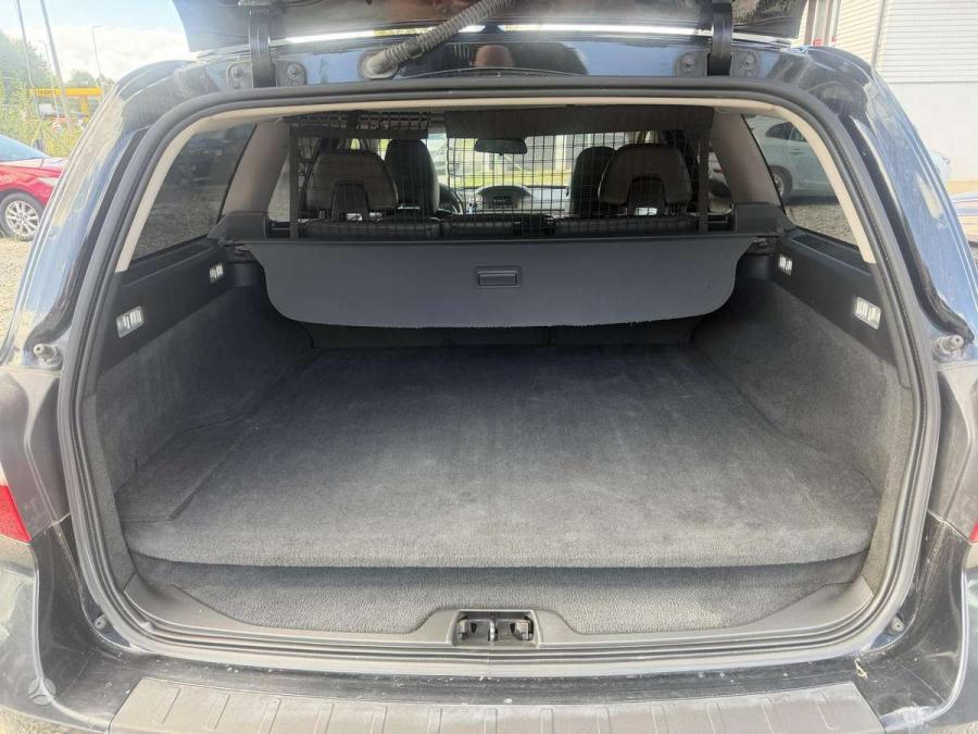 Melns Volvo V70 2012 Veru, ar dzinēja tilpumu 2.00 L un nobraukumu 537 tūkst. km par 2190 €, foto 13 vietnē AUTOMOTO.COM.LV