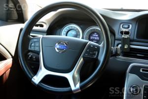 Black Volvo V70 2012 in Riga, with an engine capacity of 2.00 L and mileage of 0 thousand km for 5350 €, photo 36 on AUTOMOTO.COM.LV