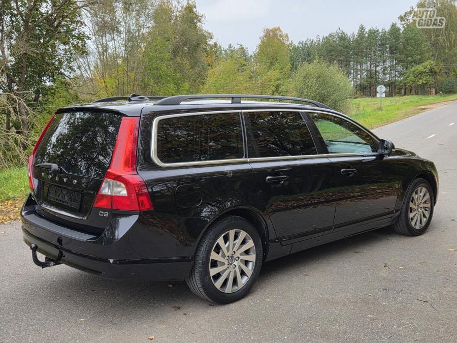 Melns Volvo V70 2012 Kauņa, ar dzinēja tilpumu 2.00 L un nobraukumu 275 tūkst. km par 6250 €, foto 6 vietnē AUTOMOTO.COM.LV