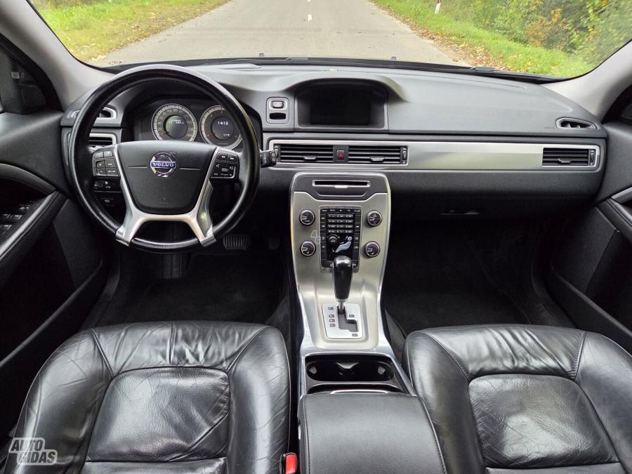 Melns Volvo V70 2012 Kauņa, ar dzinēja tilpumu 2.00 L un nobraukumu 275 tūkst. km par 6250 €, foto 15 vietnē AUTOMOTO.COM.LV