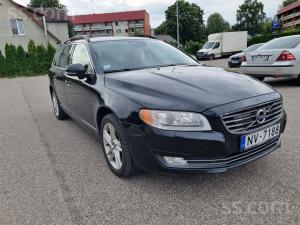 Black Volvo V70 2013 in Valmiera, with an engine capacity of 2.00 L and mileage of 240 thousand km for 8500 €, photo 2 on AUTOMOTO.COM.LV