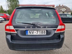 Black Volvo V70 2013 in Valmiera, with an engine capacity of 2.00 L and mileage of 240 thousand km for 8500 €, photo 7 on AUTOMOTO.COM.LV