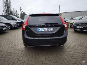 Black Volvo V70 2013 in Taurage, with an engine capacity of 2.40 L and mileage of 190 thousand km for 7800 €, photo 6 on AUTOMOTO.COM.LV