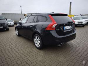 Black Volvo V70 2013 in Taurage, with an engine capacity of 2.40 L and mileage of 190 thousand km for 7800 €, photo 9 on AUTOMOTO.COM.LV