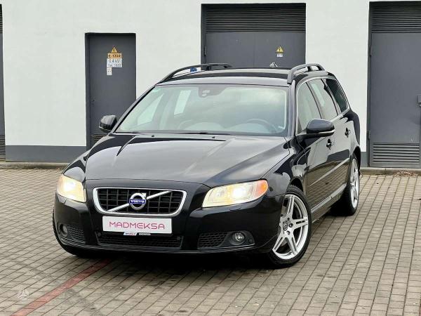 Melns Volvo V70 2013 Viļņa, ar dzinēja tilpumu 1.98 L un nobraukumu 311 tūkst. km par 5990 €, foto 7 vietnē AUTOMOTO.COM.LV