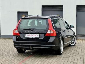 Black Volvo V70 2013 in Vilnius, with an engine capacity of 1.98 L and mileage of 311 thousand km for 5990 €, photo 20 on AUTOMOTO.COM.LV