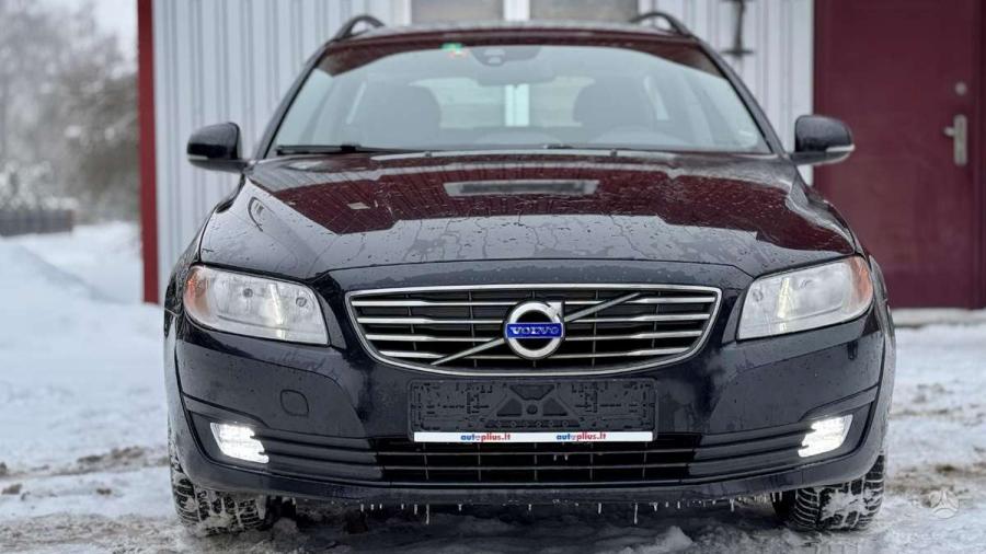 Black Volvo V70 2013 in Ukmerge, with an engine capacity of 1.98 L and mileage of 331 thousand km for 6750 €, photo 7 on AUTOMOTO.COM.LV