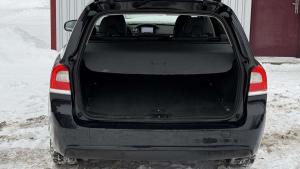 Black Volvo V70 2013 in Ukmerge, with an engine capacity of 1.98 L and mileage of 331 thousand km for 6750 €, photo 18 on AUTOMOTO.COM.LV