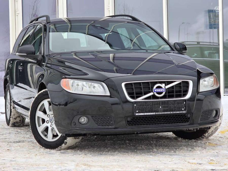 Melns Volvo V70 2013 Viļņa, ar dzinēja tilpumu 1.98 L un nobraukumu 263 tūkst. km par 6800 €, foto 1 vietnē AUTOMOTO.COM.LV