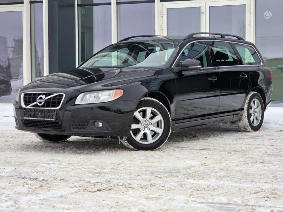 Melns Volvo V70 2013 Viļņa, ar dzinēja tilpumu 1.98 L un nobraukumu 263 tūkst. km par 6800 €, foto 3 vietnē AUTOMOTO.COM.LV