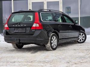 Melns Volvo V70 2013 Viļņa, ar dzinēja tilpumu 1.98 L un nobraukumu 263 tūkst. km par 6800 €, foto 7 vietnē AUTOMOTO.COM.LV