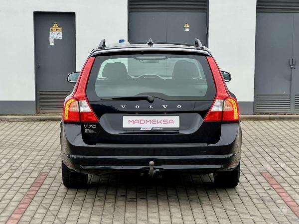 Melns Volvo V70 2013 Viļņa, ar dzinēja tilpumu 1.98 L un nobraukumu 311 tūkst. km par 5990 €, foto 8 vietnē AUTOMOTO.COM.LV