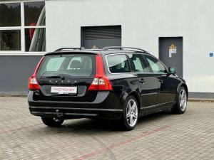 Melns Volvo V70 2013 Viļņa, ar dzinēja tilpumu 1.98 L un nobraukumu 311 tūkst. km par 5990 €, foto 10 vietnē AUTOMOTO.COM.LV