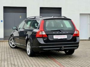 Melns Volvo V70 2013 Viļņa, ar dzinēja tilpumu 1.98 L un nobraukumu 311 tūkst. km par 5990 €, foto 16 vietnē AUTOMOTO.COM.LV