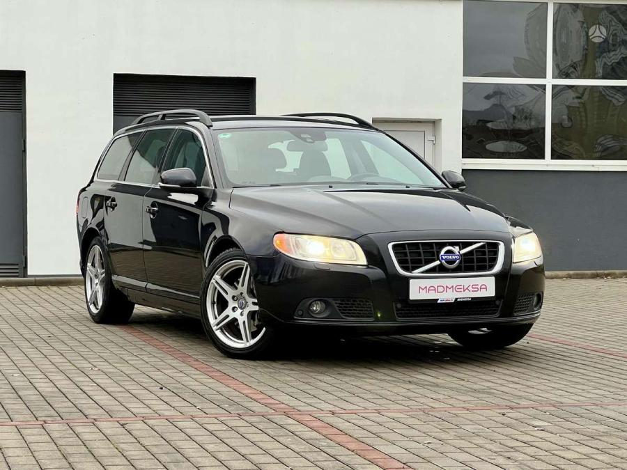 Melns Volvo V70 2013 Viļņa, ar dzinēja tilpumu 1.98 L un nobraukumu 311 tūkst. km par 5990 €, foto 17 vietnē AUTOMOTO.COM.LV
