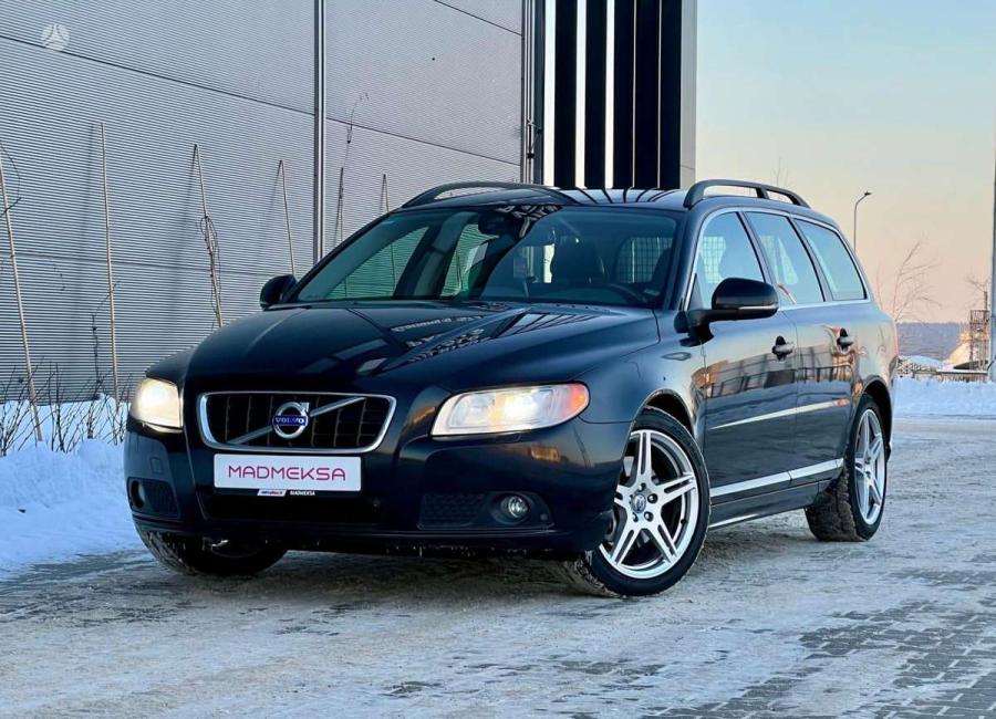 Black Volvo V70 2013 in Vilnius, with an engine capacity of 1.98 L and mileage of 311 thousand km for 5290 €, photo 15 on AUTOMOTO.COM.LV