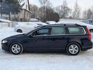 Black Volvo V70 2013 in Utena, with an engine capacity of 1.98 L and mileage of 289 thousand km for 4290 €, photo 5 on AUTOMOTO.COM.LV