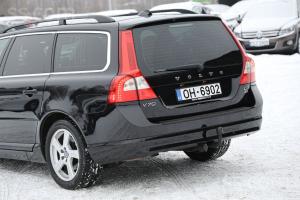 Black Volvo V70 2013 in Jelgava, with an engine capacity of 2.00 L and mileage of 0 thousand km for 6500 €, photo 8 on AUTOMOTO.COM.LV