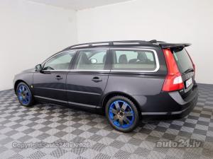 Melns Volvo V70 2013 Tallina, ar dzinēja tilpumu 2.00 L un nobraukumu 322 tūkst. km par 2499 €, foto 4 vietnē AUTOMOTO.COM.LV