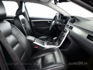 Melns Volvo V70 2013 Tallina, ar dzinēja tilpumu 2.00 L un nobraukumu 322 tūkst. km par 2499 €, foto 6 vietnē AUTOMOTO.COM.LV
