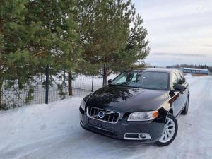 Melns Volvo V70 2013 Kauņa, ar dzinēja tilpumu 2.00 L un nobraukumu 273 tūkst. km par 6190 €, foto  vietnē AUTOMOTO.COM.LV