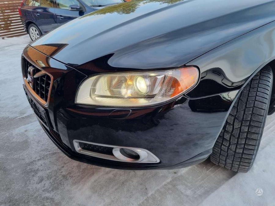 Melns Volvo V70 2013 Kauņa, ar dzinēja tilpumu 2.00 L un nobraukumu 273 tūkst. km par 6190 €, foto 15 vietnē AUTOMOTO.COM.LV