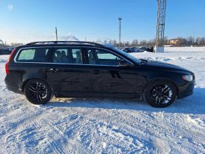 Melns Volvo V70 2013 Marijampole, ar dzinēja tilpumu 1.56 L un nobraukumu 275 tūkst. km par 3450 €, foto 5 vietnē AUTOMOTO.COM.LV
