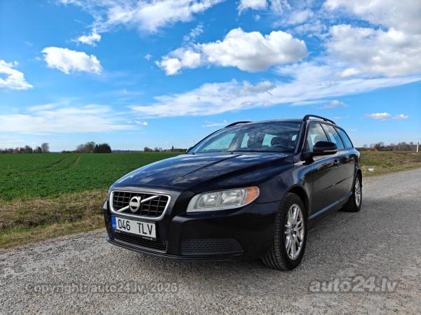 Melns Volvo V70 2013 Tallina, ar dzinēja tilpumu 2.00 L un nobraukumu 247 tūkst. km par 5900 €, foto 2 vietnē AUTOMOTO.COM.LV