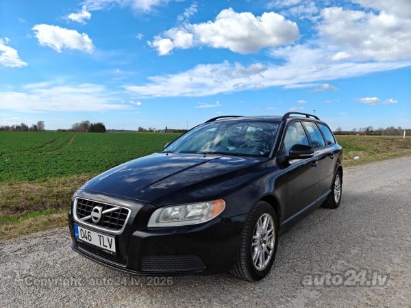 Melns Volvo V70 2013 Tallina, ar dzinēja tilpumu 2.00 L un nobraukumu 247 tūkst. km par 5900 €, foto 3 vietnē AUTOMOTO.COM.LV