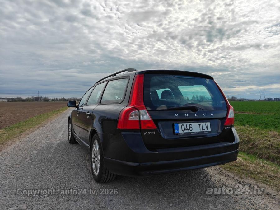 Melns Volvo V70 2013 Tallina, ar dzinēja tilpumu 2.00 L un nobraukumu 247 tūkst. km par 5900 €, foto 6 vietnē AUTOMOTO.COM.LV